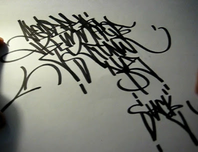 Graffiti Alexa: Graffiti Alphabet Letters in Hand Writing: A-Z