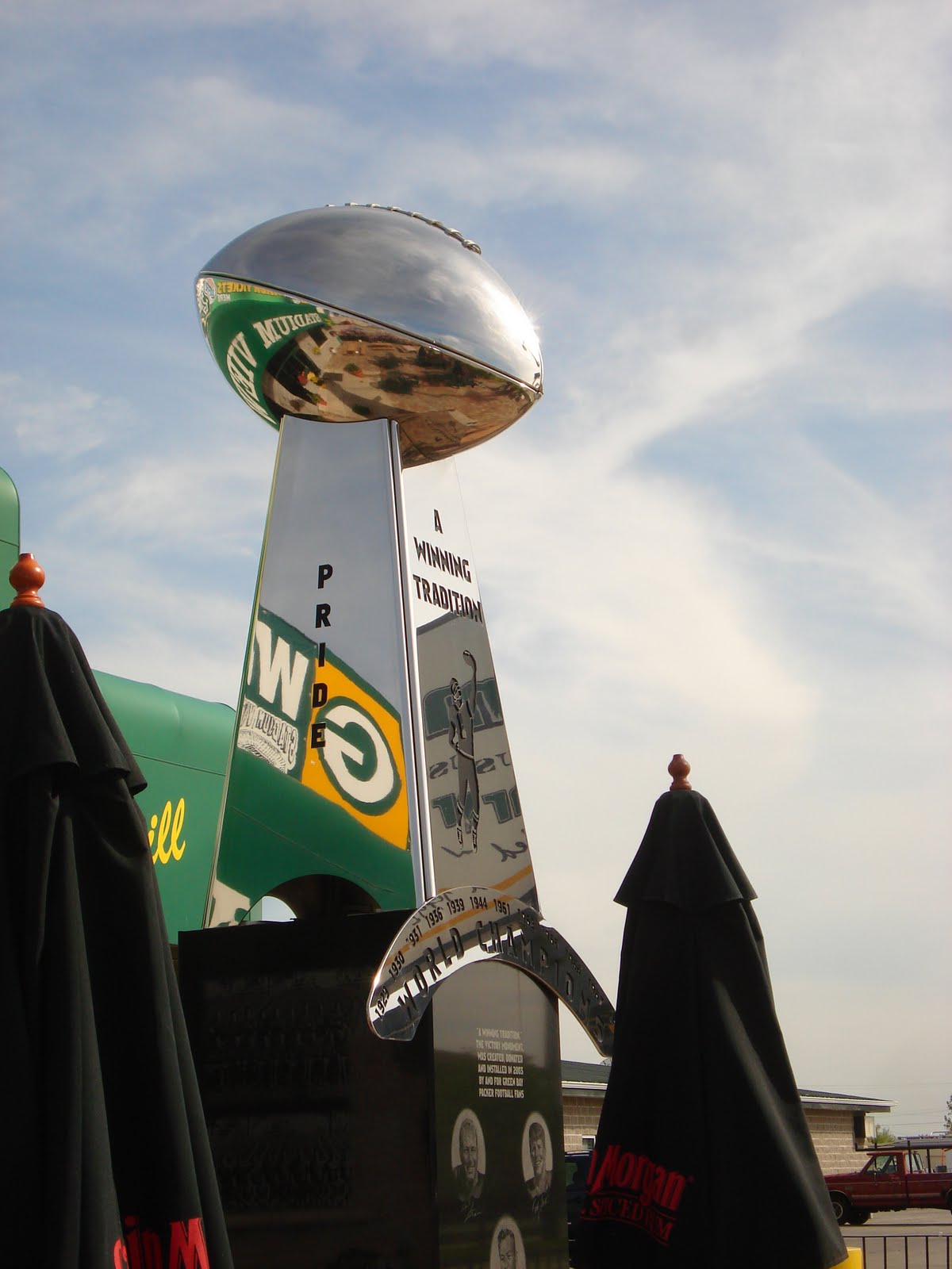 Green Bay Packers Walk of Legends | Wisconsin Tourism and Green Bay ...