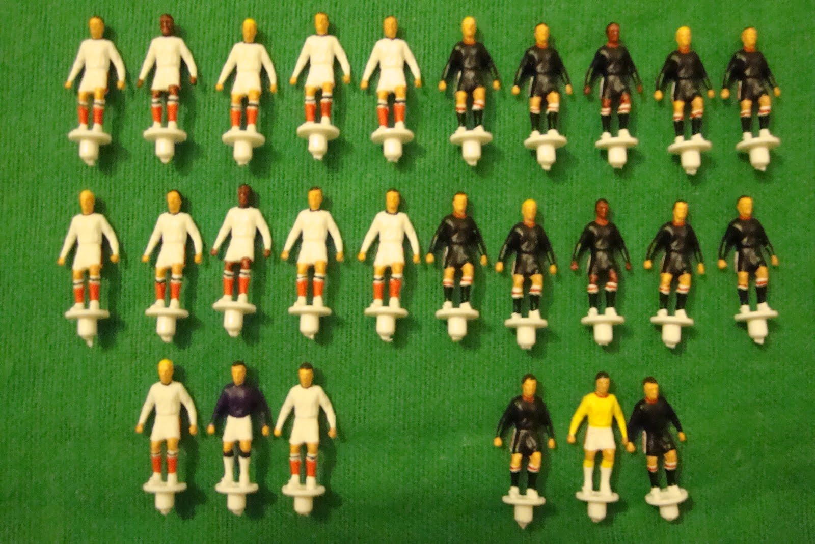 Fantasy Flicker - Handpainted Subbuteo: Painting Subbuteo