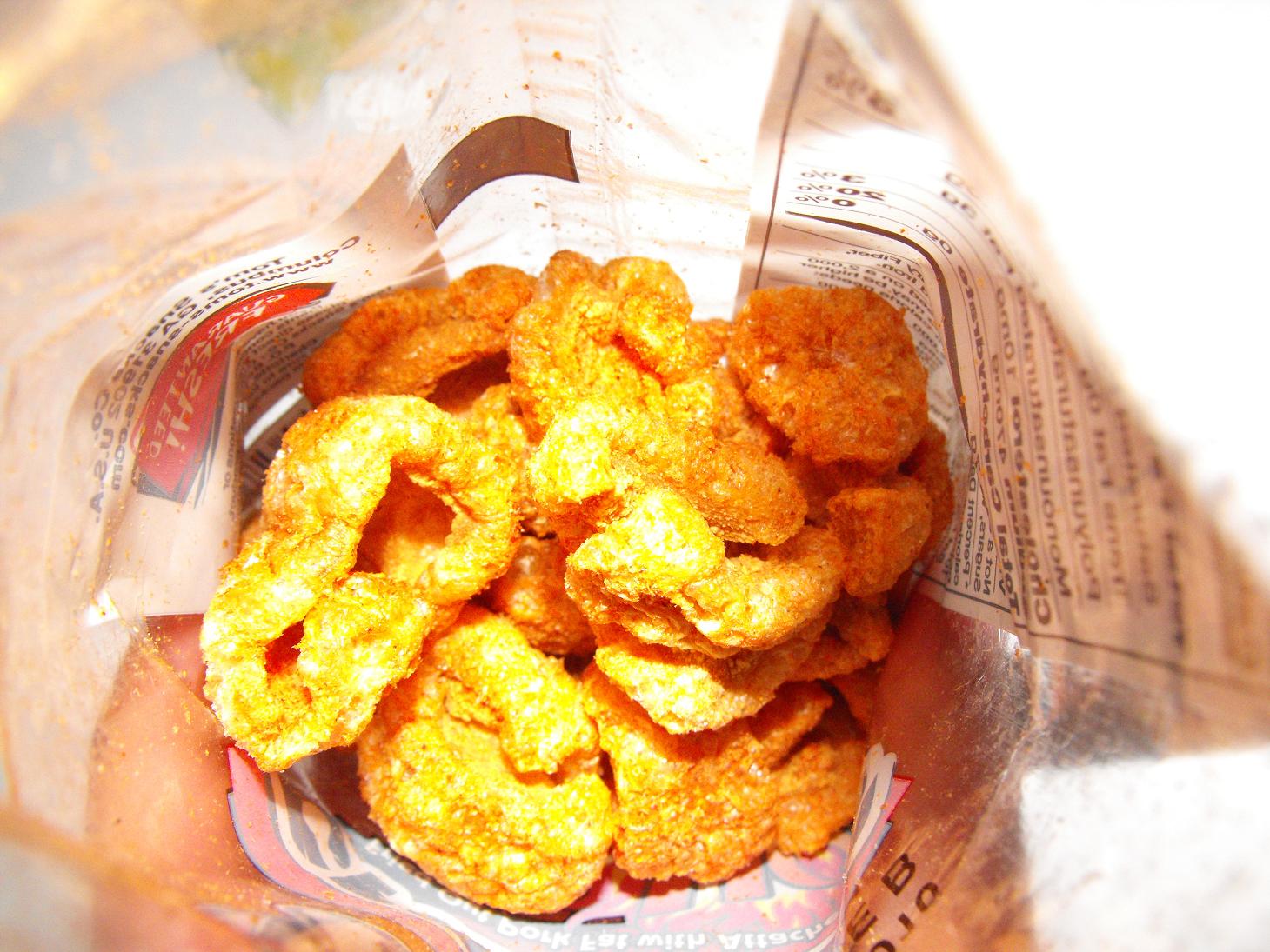 Hot Chicks Eatin' Spicy Chips: Snack #115- Tom’s Cracklins HOT