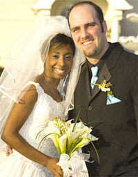 CristoNews: En emotiva ceremonia Lilly Goodman contrae matrimonio