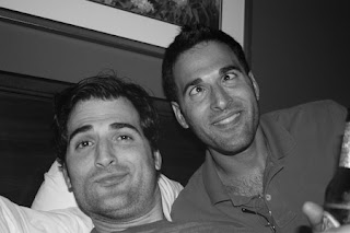 Mohr4ya: The many faces of the Ross twins