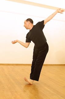 Sanspointe: Dances Fall features guest artist David Appel