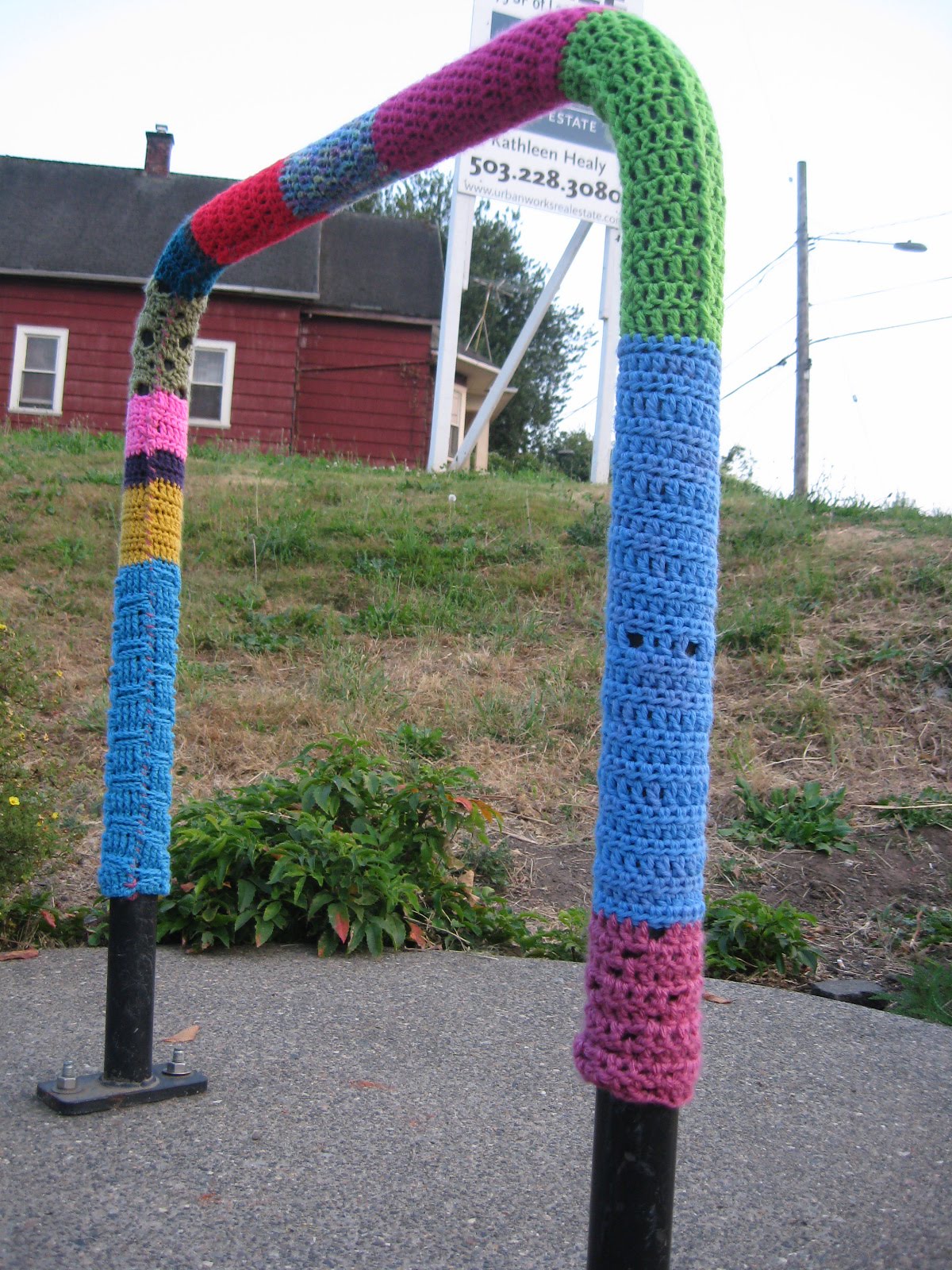 Yarn Knot Bombs