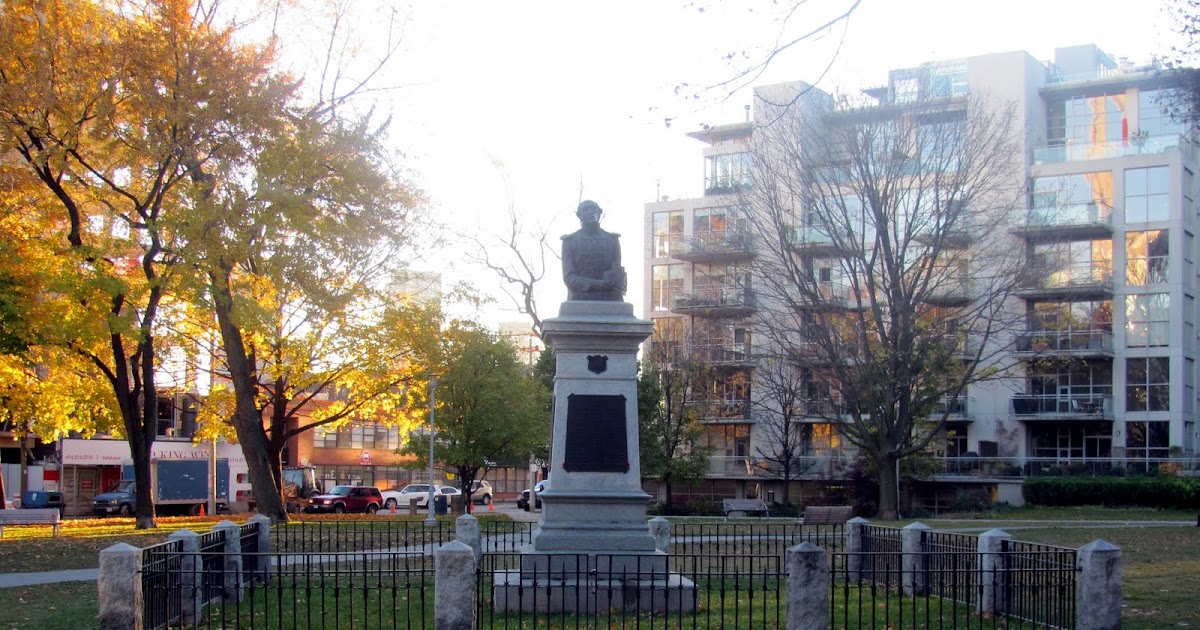 The World of Gord: Gord's Eye View of Toronto - Victoria Memorial Square