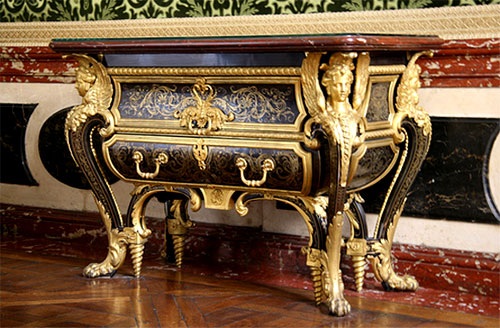 Shaker: BAROQUE : Mobilier d'antan et d'aujourd'hui