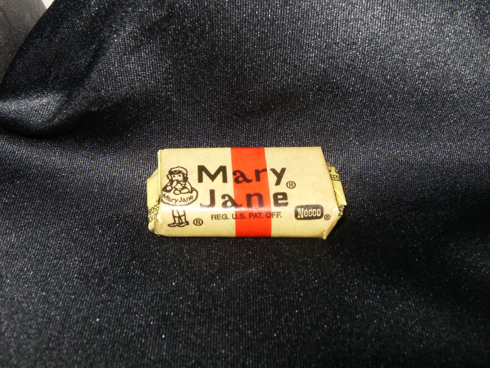 Randomness and the Everyday: A Tribute To Some Great Candy :D