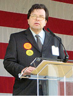 Sipsey Street Irregulars: David Codrea and I make the Romanian papers.