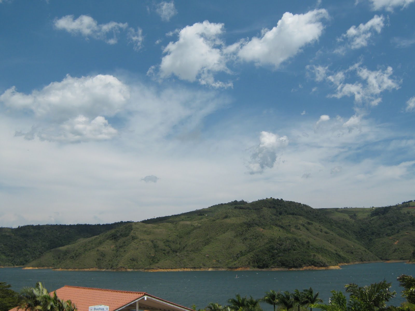 TURISMO EN EL VALLE DEL CAUCA: EL LAGO CALIMA (DARIEN)