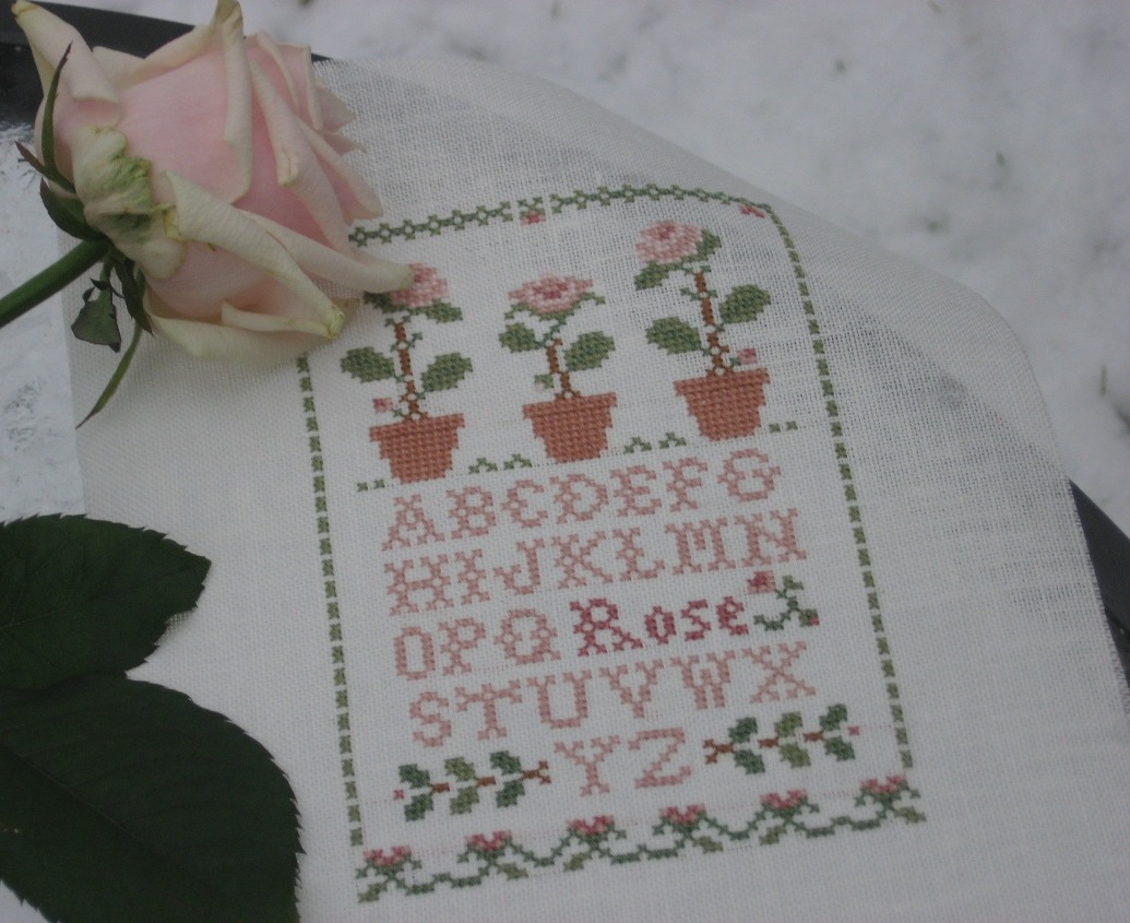 Fallen in love with LHN and CCN patterns: Little House Needlework Rose ...