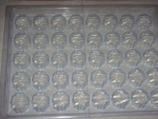 Keenakkannya bermula di sini ~~: MOLD vs ACUAN COKLAT