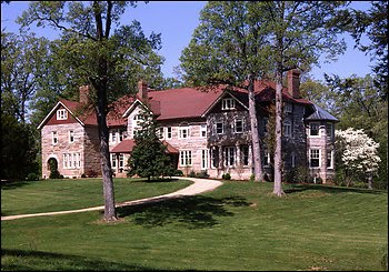 froulala: Flashback - Halloween at Hellway Hall