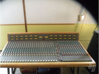 The Console Cowboy: TRIDENT SERIES 75 CONSOLE