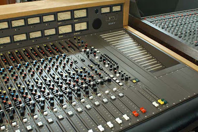 The Console Cowboy: MCI JH-618 console $4,500