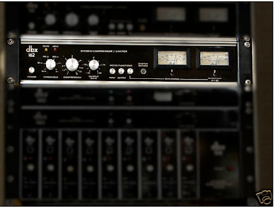 Meta Compressors: DBX 162 VINTAGE COMPRESSOR-LIMITER