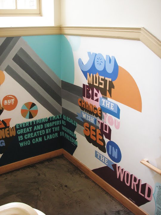 PLASTIC STUDIO: Mural