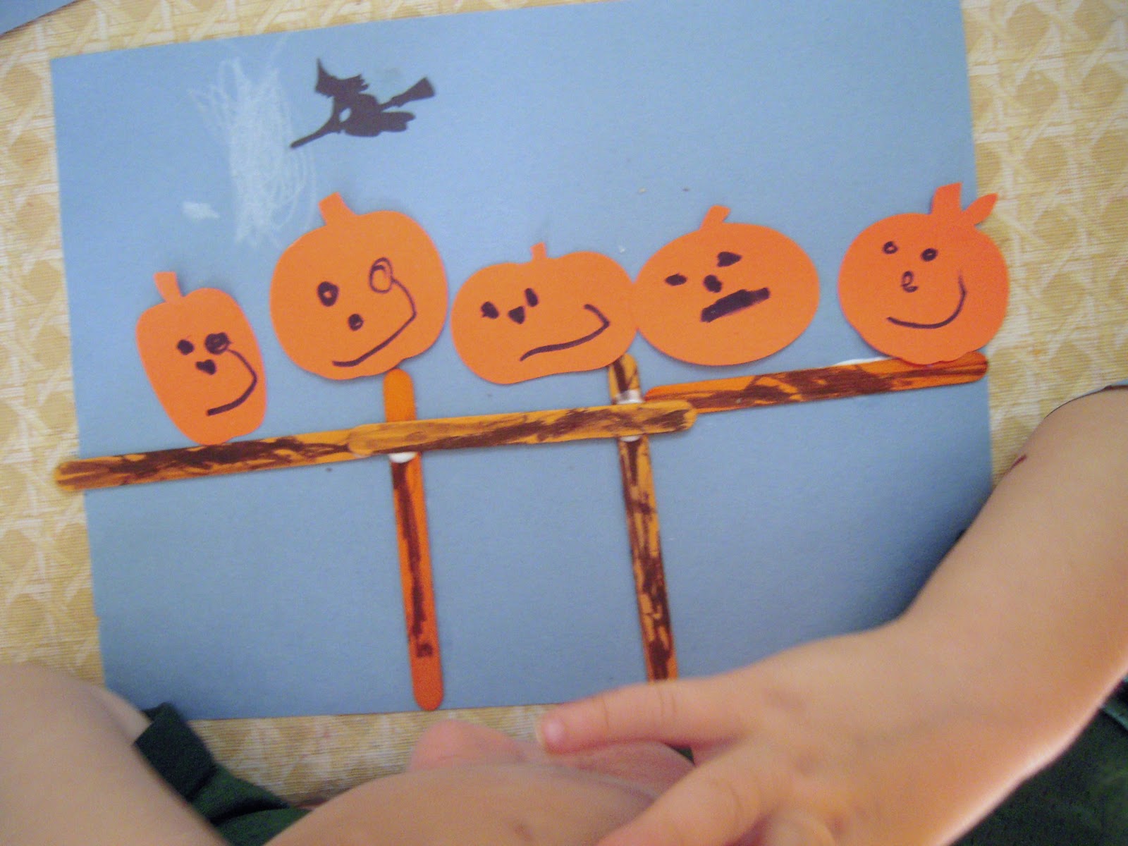 La-La's Home Daycare: 5 Little Pumpkins Craft