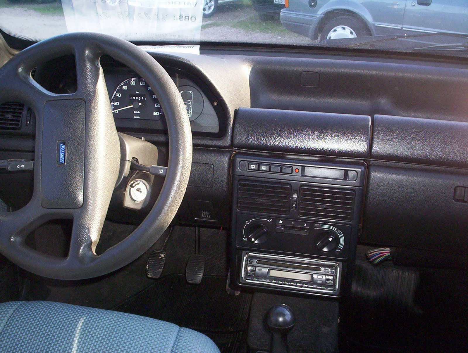 Versão Veículos: FIAT UNO 96/ 97