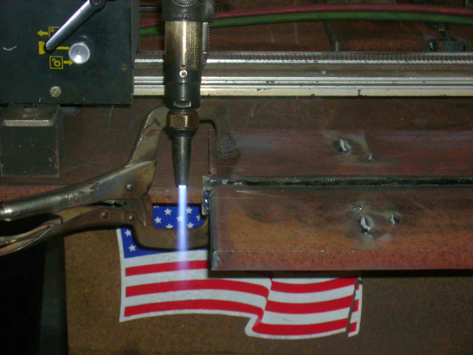 Studio.Zuo: Day 8: Bug-O-System Air Plasma Cutter