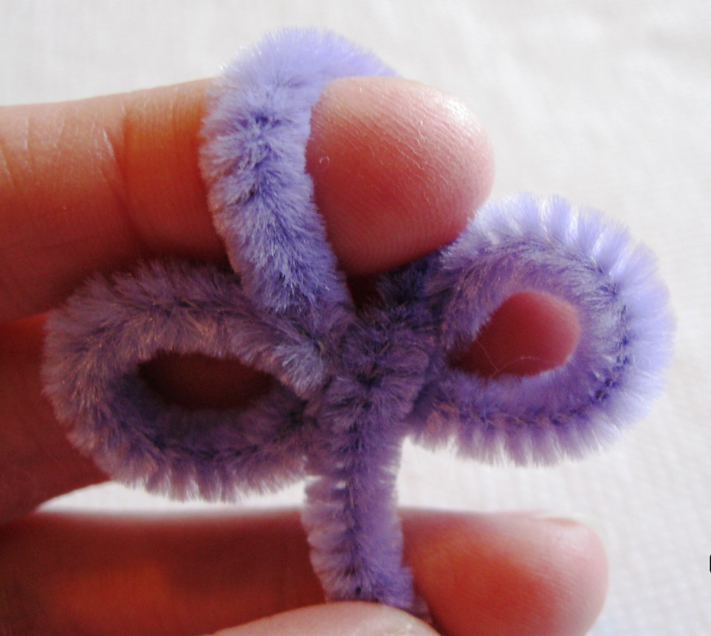 Dream, Believe, Imagine: Pipe Cleaner Flower Tutorial