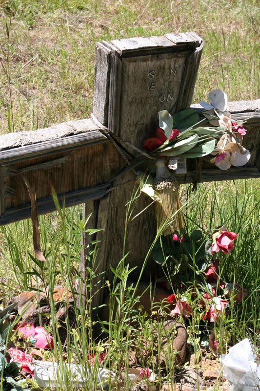 A Morbid Fascination: Trail Cemetery, Trail, Oregon