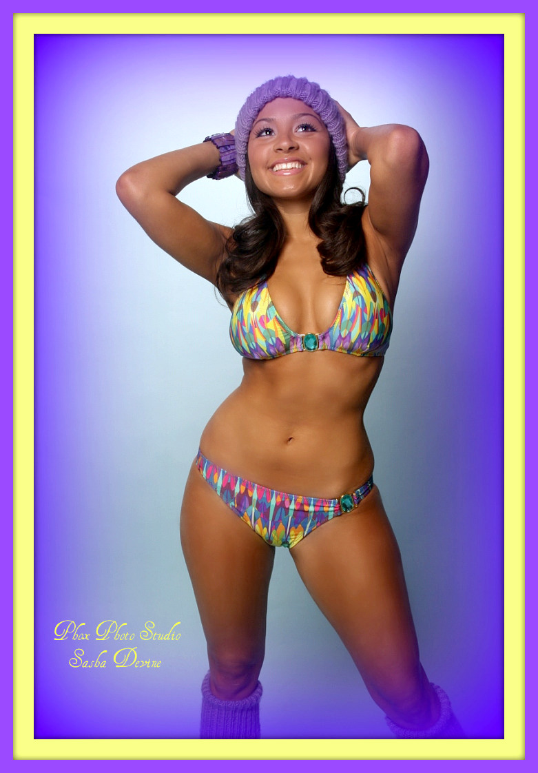 Young Models: Sasha Devine - hot lady