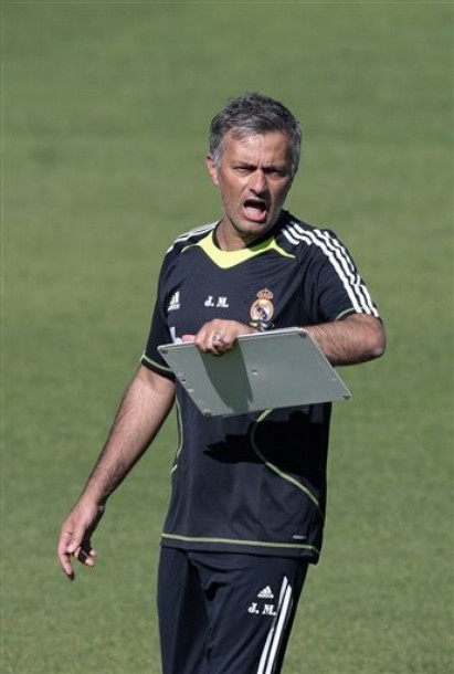 Real Madrid Zone: Mourinho's first training as Real Madrid coach