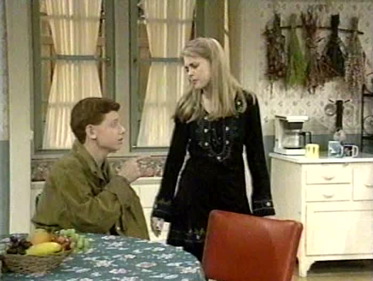 Scathingly Brilliant: Style Idol - Clarissa Darling