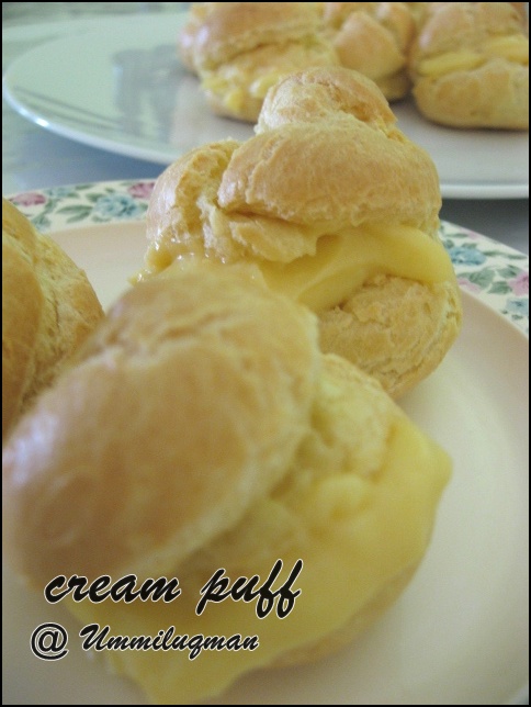 jom makan: cream puff