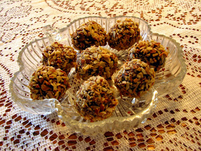 Lynda's Recipe Box: Truffles!