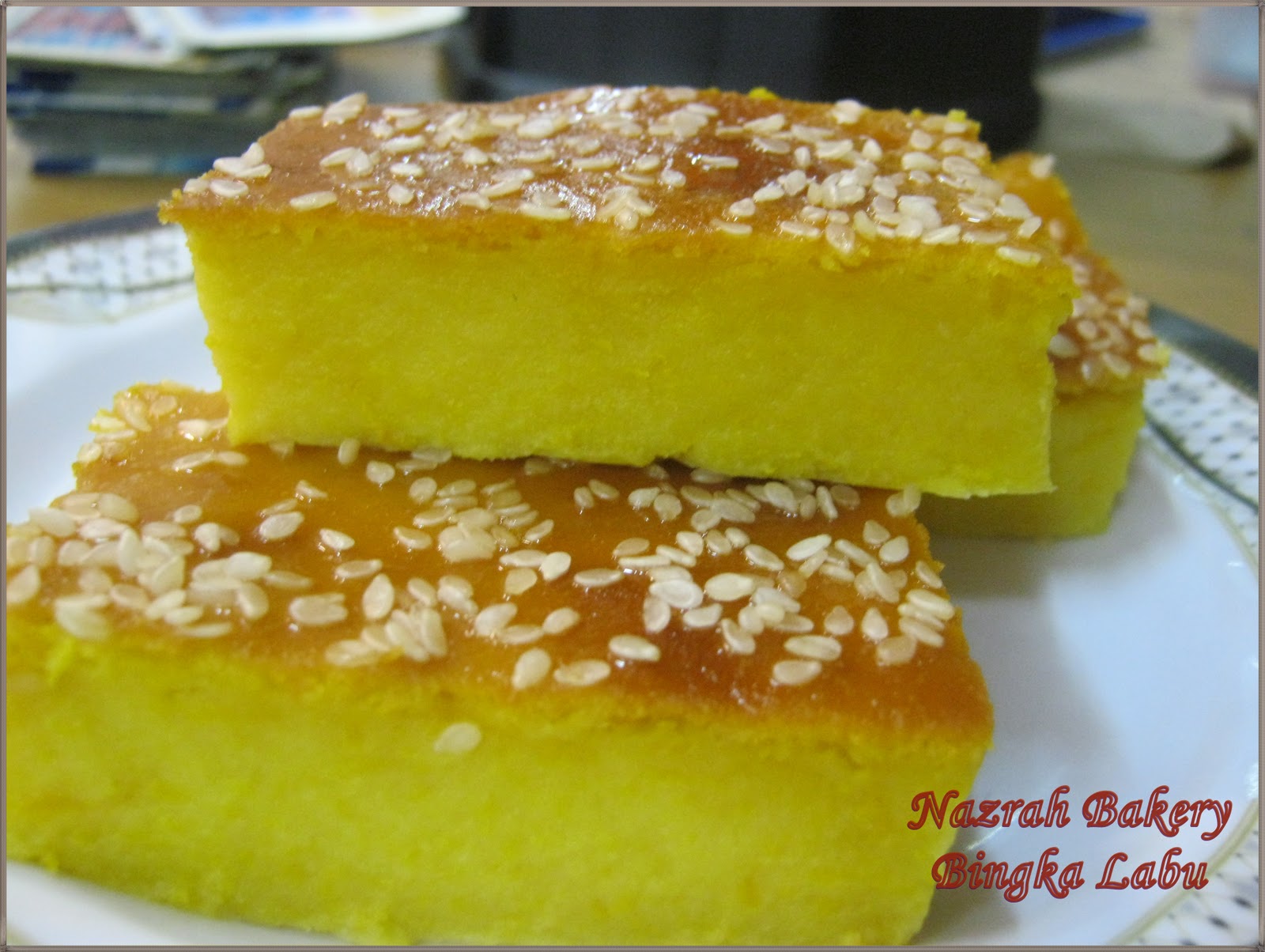 NAZRAH BAKERY: BINGKA LABU