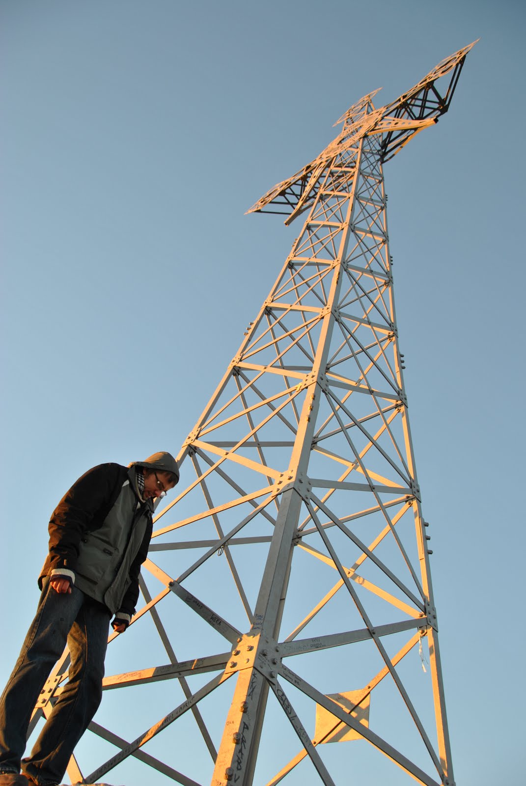 lujek w hełmofonie i chudzian z zapałkami