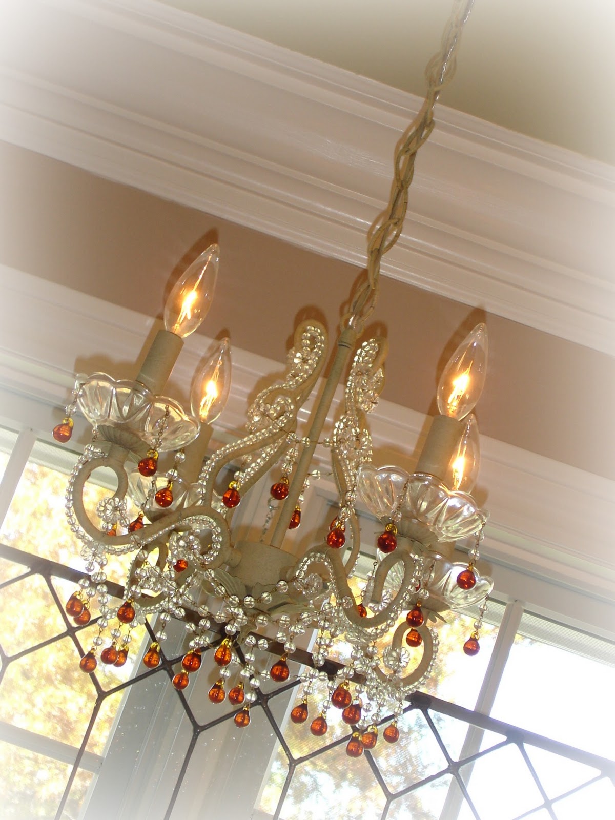 Forever Decorating!: Fun Bling...Chandeliers!