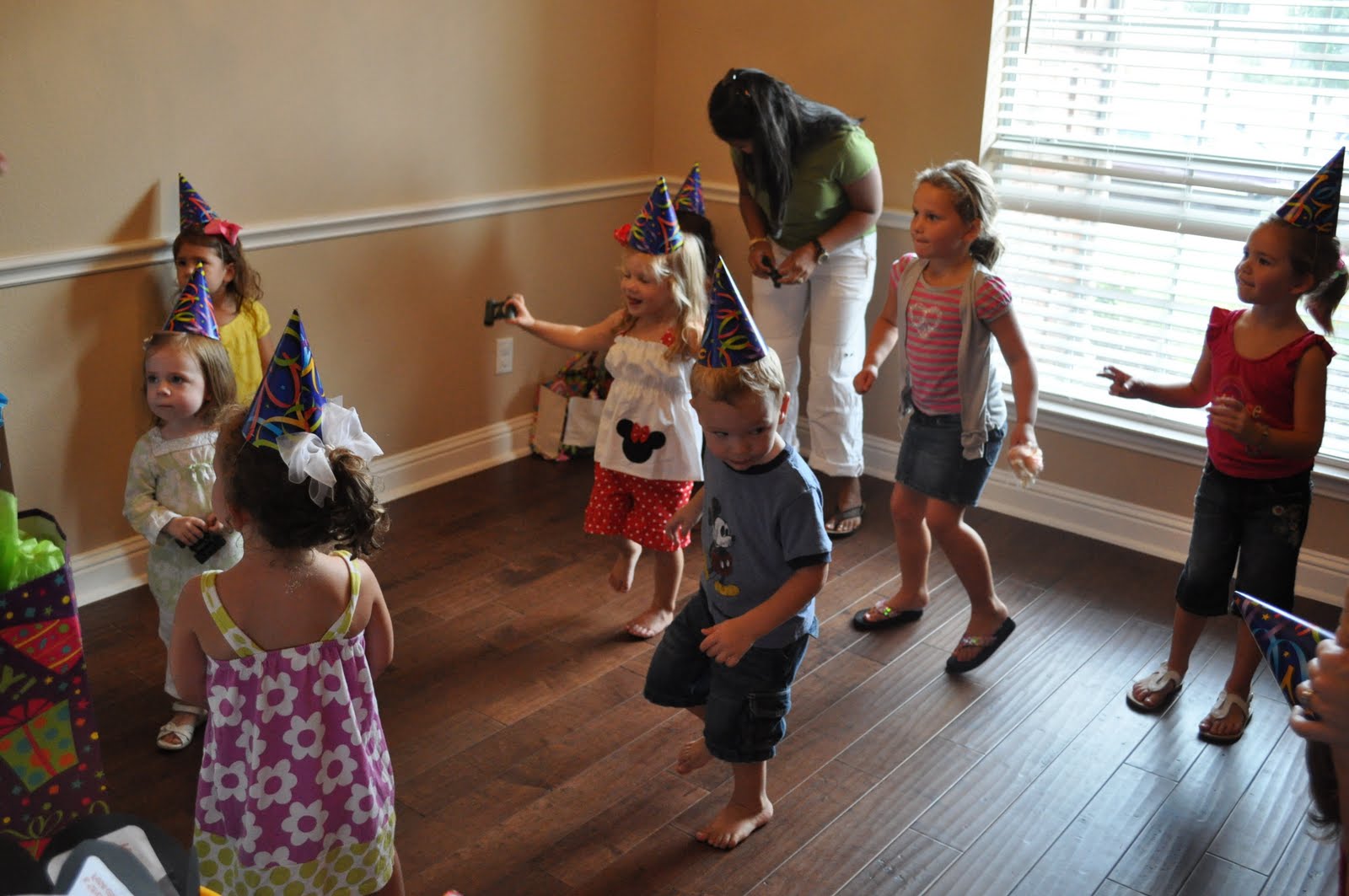 R Three Sons: Meeska-Mooska Mickey Mouse!