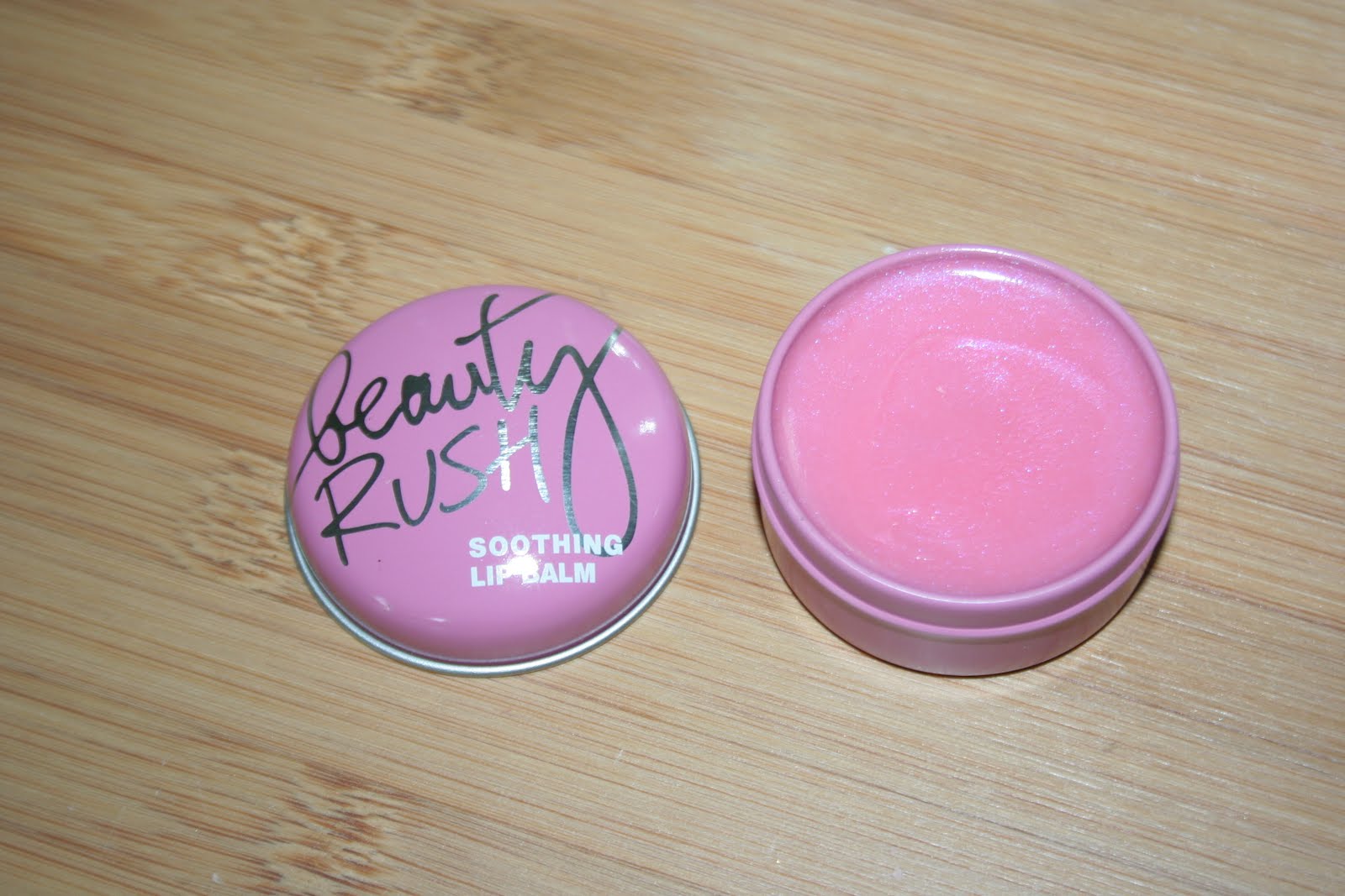 Savvy Beauty: Victoria Secret Beauty Rush Soothing Lip Balm