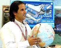 QUINCUNCE BORICUA: Joseph Ácaba, Primer Astronauta Borincano