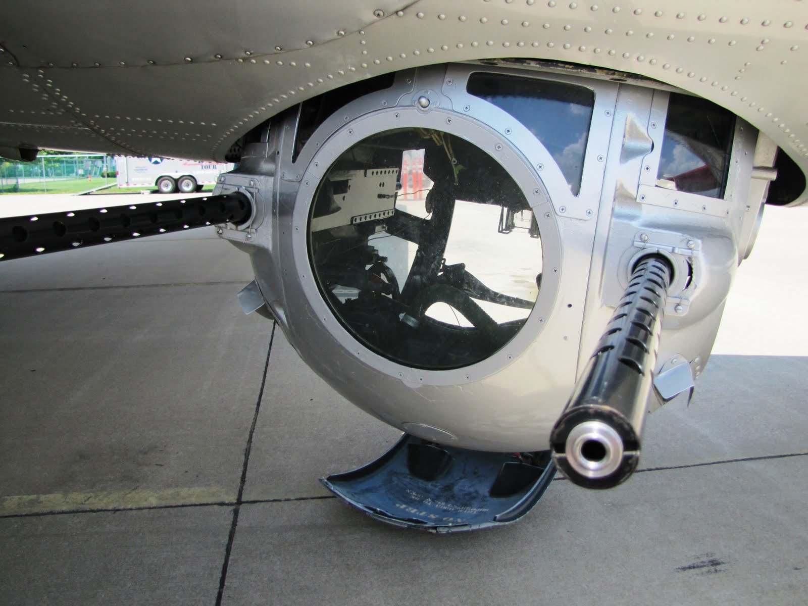 The Aero Experience: EAA Chapter 32 Hosts B-17 "Aluminum Overcast" in ...