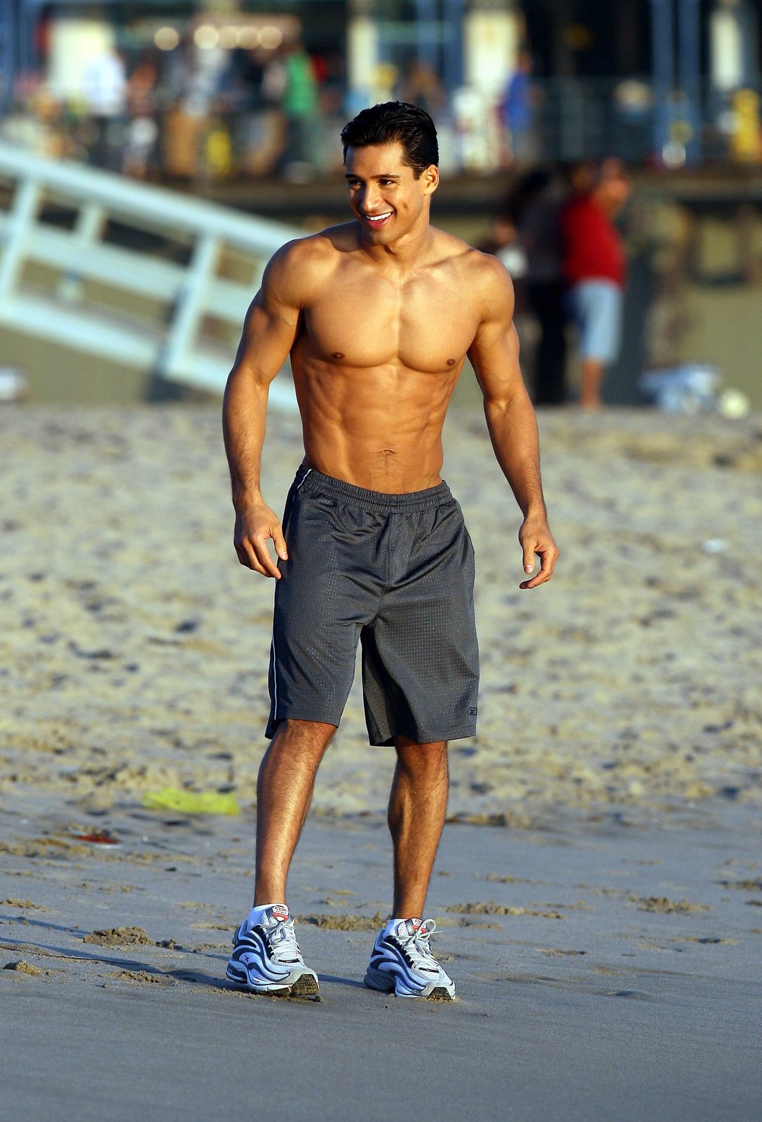 HOT BODYBUILDER AND GYMNASTS BLOG: Mario Lopez (actor)