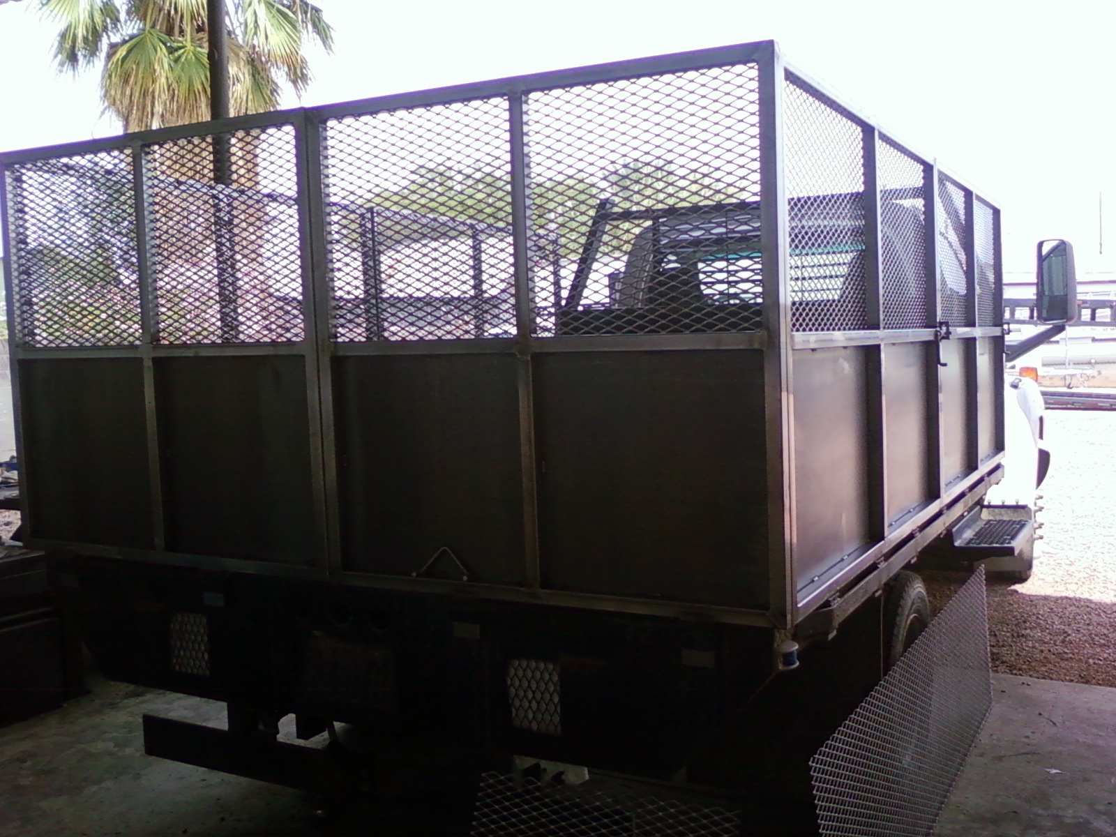 RTW: Removable Truck Sides