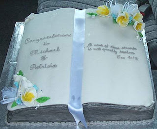 The Secret Garden: book-shaped cake ideas for children and adults