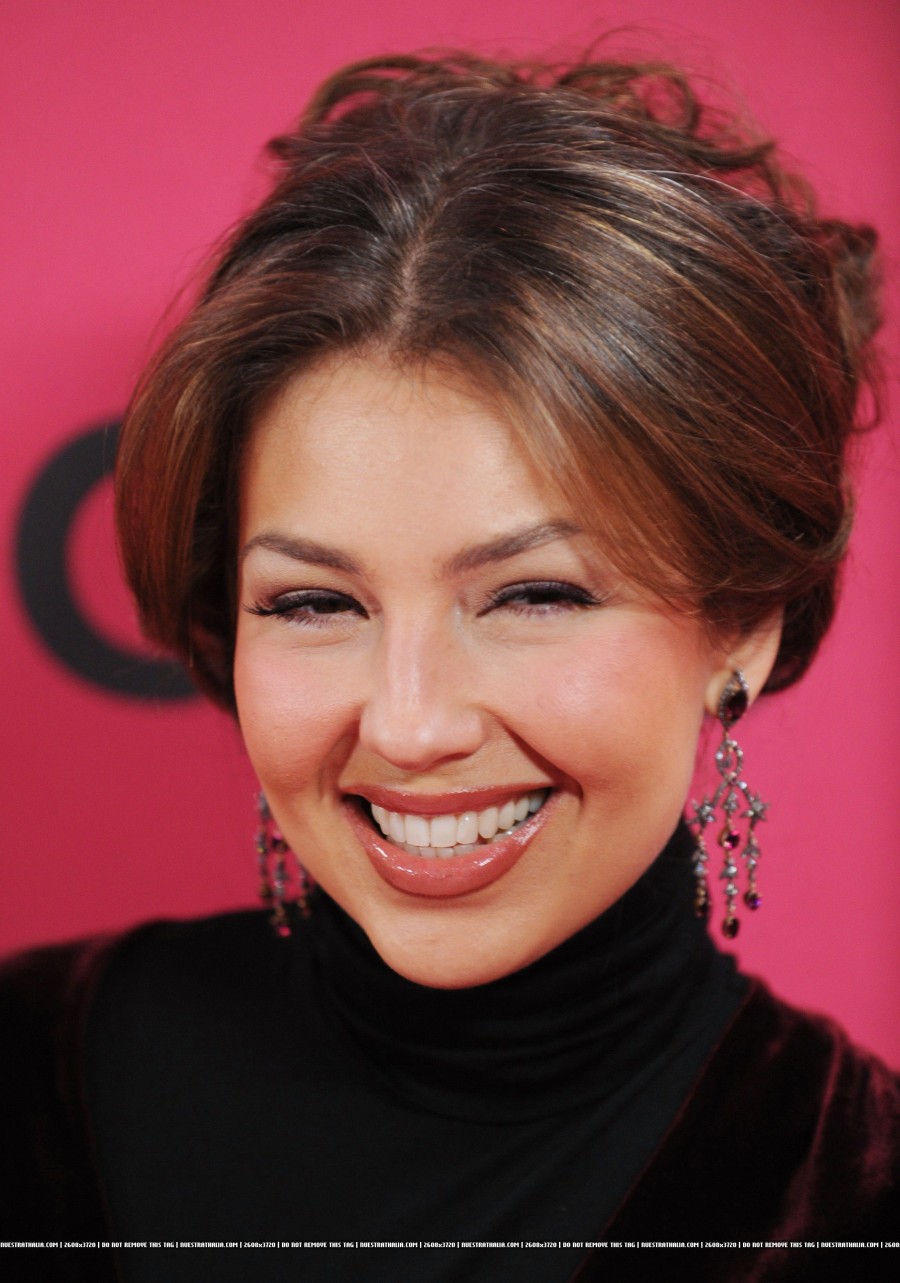 LO MAS NUEVO DE THALIA Y RICKY MARTIN: THALIA EN VICTORIA SECRETS 1