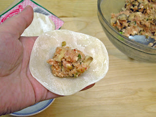 Cooking Weekends: Kimchi Mandu, Korean Dumplings