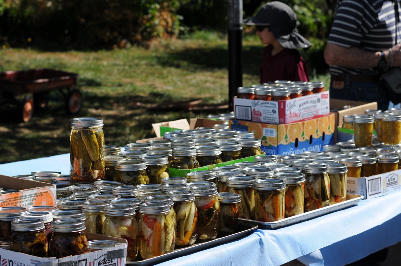 Barely sane....: Canning Party at the Farm