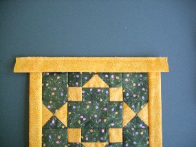 Quilter's fun: How to Attach a Square End Binding