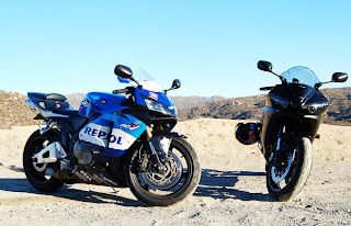 DK and Jenny's Happy Place: Tis' Done!! BLUE REPSOL CBR 600RR!!!!