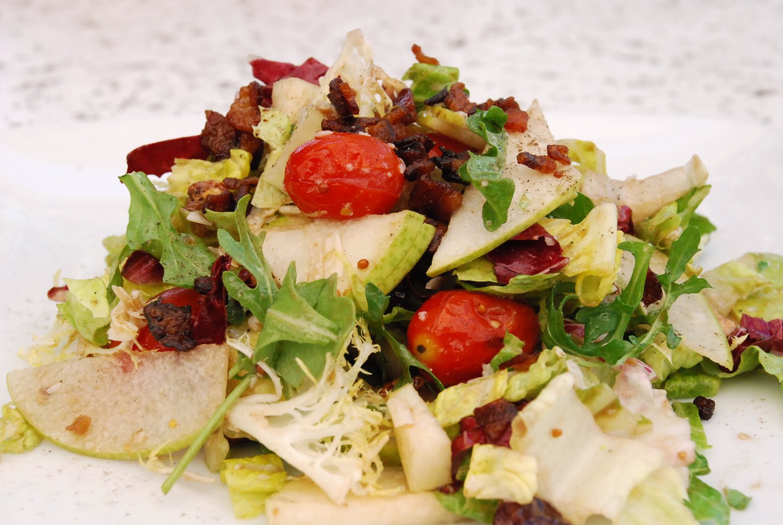 CupCakes and CrabLegs: Insalata Rustica