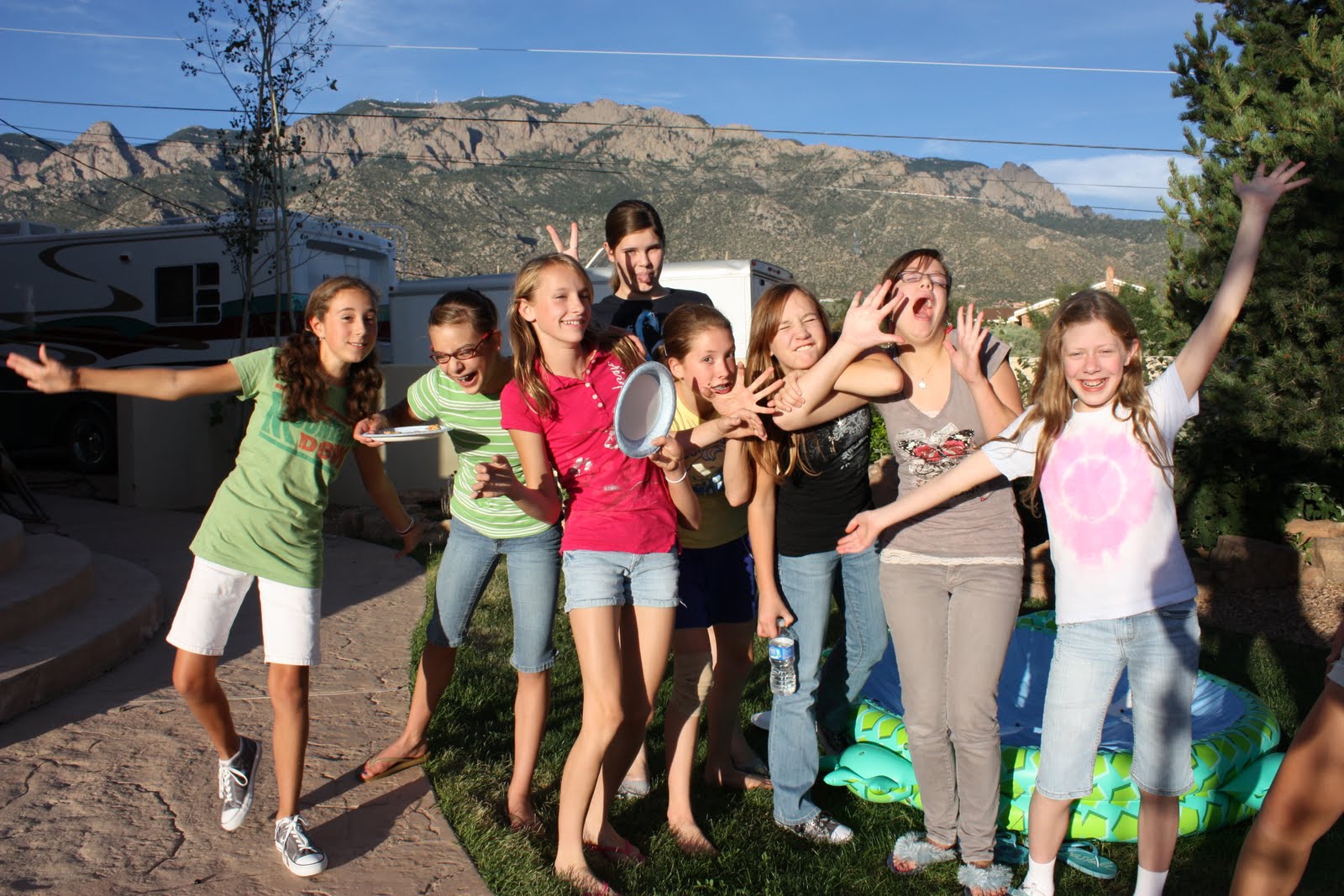 Our Tidmore Family: Back To School Pizza Party