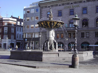 Springvand i København: Caritasspringvandet på Gammeltorv