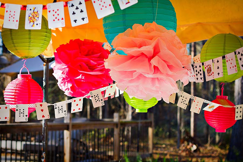 Time Flies: Alice in Wonderland Party!