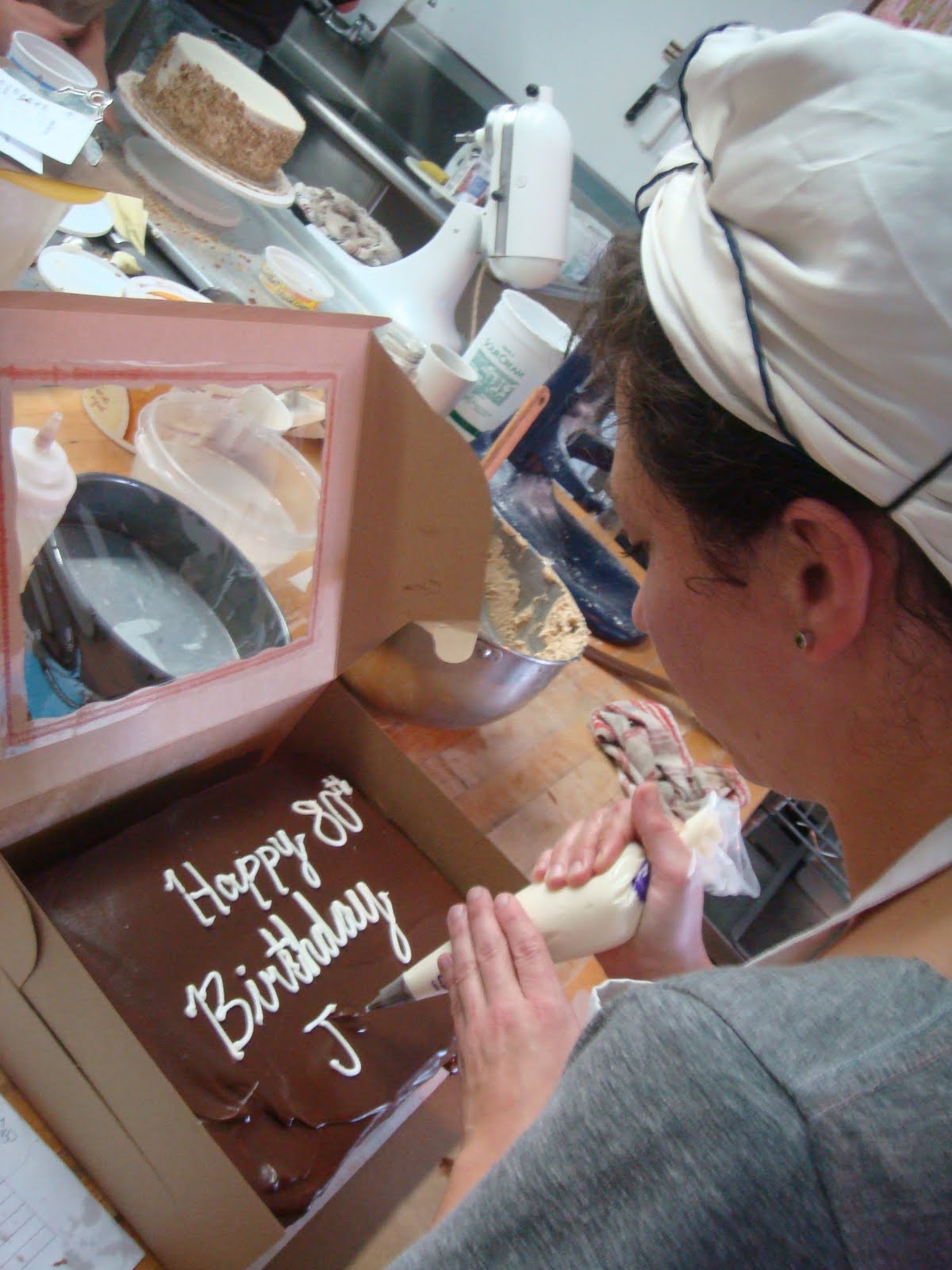 my life in cake: CLOSED FOR THANKSGIVING BREAK TIL DECEMBER 1ST!